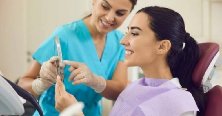 Hole In Gums: 6 Main Causes & How To Fix Holes In Your Gums!