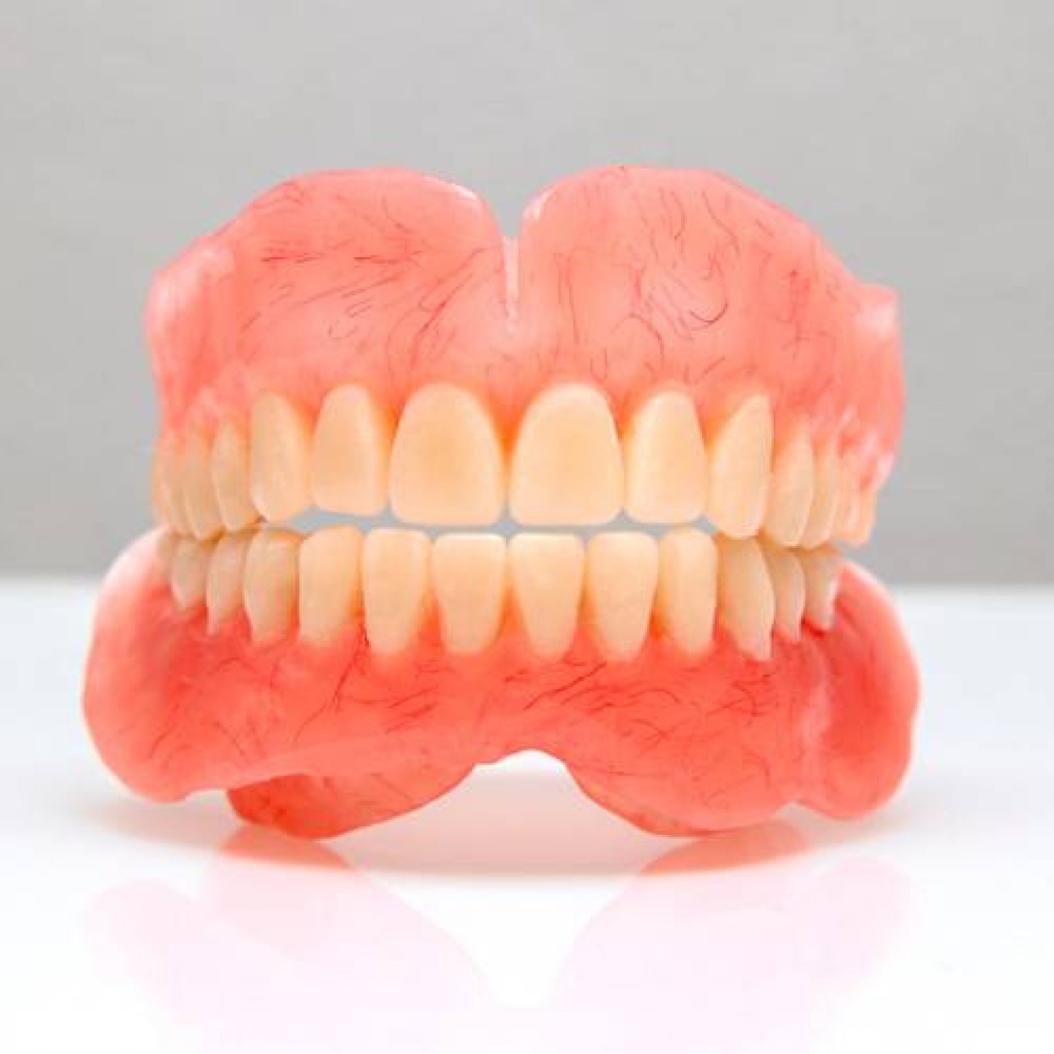 When Should You Replace Your Old Dentures? » PlantationSmiles.com